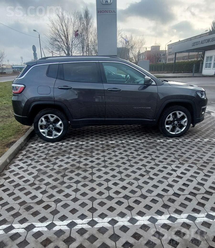 Pelēks Jeep Compass 2019 Rīga, ar dzinēja tilpumu 1.40 L un nobraukumu 206 tūkst. km par 12499 €, foto 6 vietnē AUTOMOTO.COM.LV