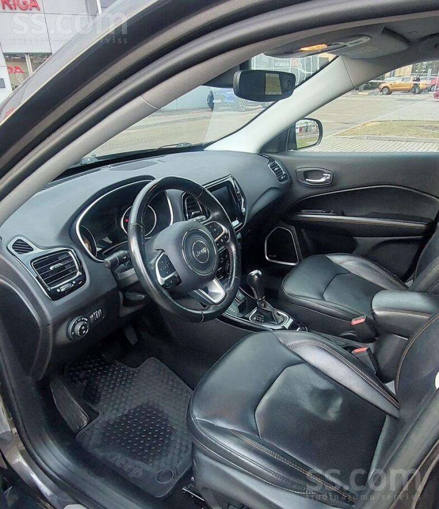 Pelēks Jeep Compass 2019 Rīga, ar dzinēja tilpumu 1.40 L un nobraukumu 206 tūkst. km par 12499 €, foto 7 vietnē AUTOMOTO.COM.LV