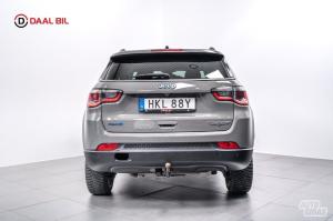 Grey Jeep Compass 2020 in Kaunas, with an engine capacity of 0.00 L and mileage of 70 thousand km for 25050 €, photo 6 on AUTOMOTO.COM.LV