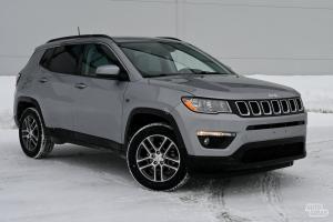 Grey Jeep Compass 2020 in Kretinga, with an engine capacity of 2.40 L and mileage of 101 thousand km for 14299 €, photo  on AUTOMOTO.COM.LV