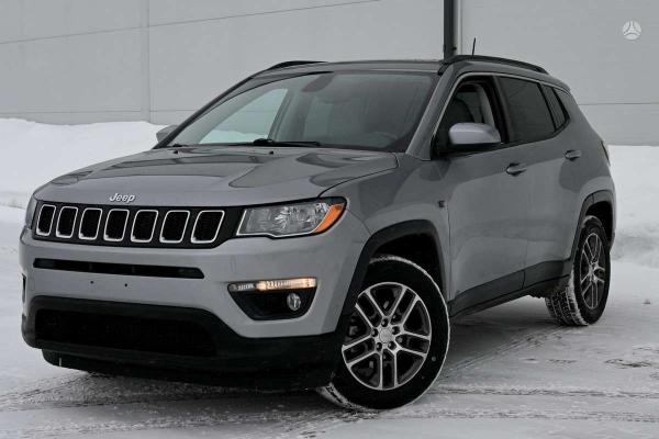 Pelēks Jeep Compass 2020 Kretinga, ar dzinēja tilpumu 2.36 L un nobraukumu 101 tūkst. km par 14299 €, foto 3 vietnē AUTOMOTO.COM.LV