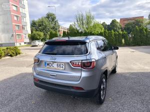 Pelēks Jeep Compass 2020 Jonava, ar dzinēja tilpumu 2.40 L un nobraukumu 26 tūkst. km par 19000 €, foto 4 vietnē AUTOMOTO.COM.LV
