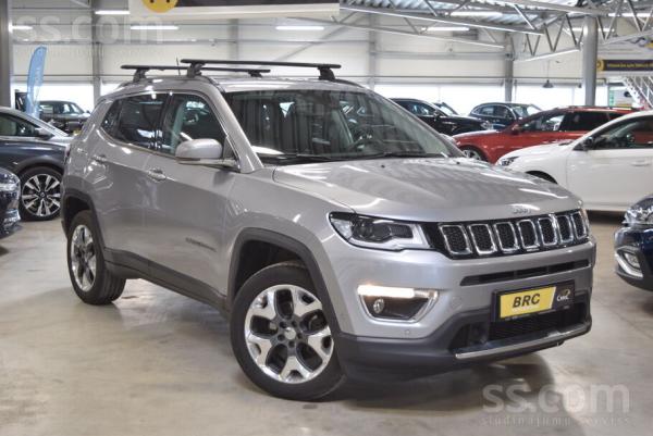 Pelēks Jeep Compass 2020 Rīga, ar dzinēja tilpumu 1.40 L un nobraukumu 121 tūkst. km par 13400 €, foto 1 vietnē AUTOMOTO.COM.LV