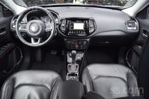 Pelēks Jeep Compass 2020 Rīga, ar dzinēja tilpumu 1.40 L un nobraukumu 121 tūkst. km par 13400 €, foto 5 vietnē AUTOMOTO.COM.LV