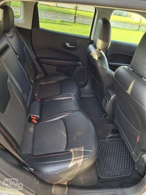 Grey Jeep Compass 2020 in Silale, with an engine capacity of 2.40 L and mileage of 181 thousand km for 13990 €, photo 15 on AUTOMOTO.COM.LV