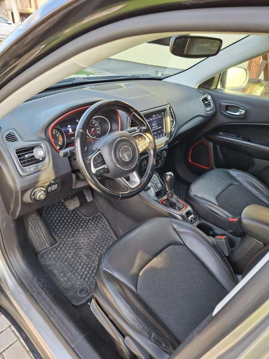 Pelēks Jeep Compass 2020 Šilalė, ar dzinēja tilpumu 2.36 L un nobraukumu 181 tūkst. km par 13990 €, foto 11 vietnē AUTOMOTO.COM.LV