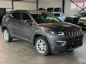 Grey Jeep Compass 2021 in Kaunas, with an engine capacity of 1.30 L and mileage of 12 thousand km for 21646 €, photo  on AUTOMOTO.COM.LV