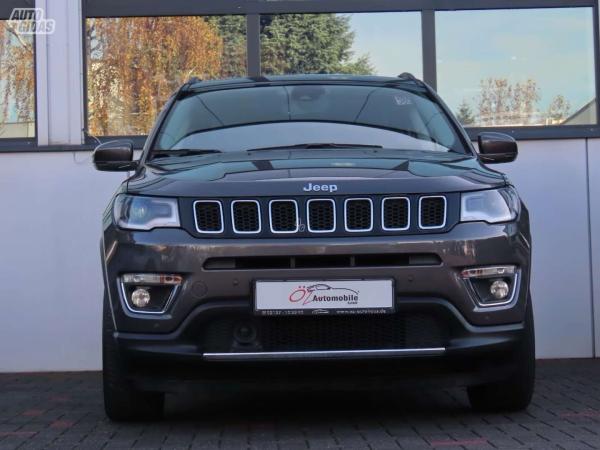 Pelēks Jeep Compass 2021 Kauņa, ar dzinēja tilpumu 1.30 L un nobraukumu 71 tūkst. km par 21594 €, foto 3 vietnē AUTOMOTO.COM.LV