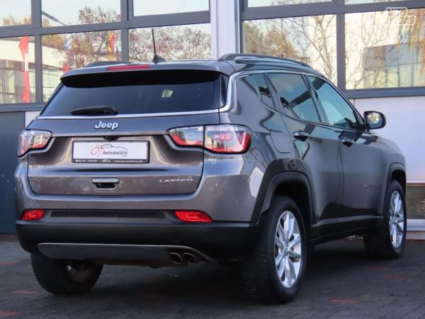 Pelēks Jeep Compass 2021 Kauņa, ar dzinēja tilpumu 1.30 L un nobraukumu 71 tūkst. km par 21594 €, foto 9 vietnē AUTOMOTO.COM.LV