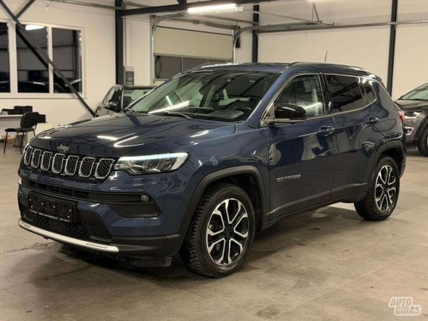 Grey Jeep Compass 2021 in Kaunas, with an engine capacity of 1.30 L and mileage of 43 thousand km for 22170 €, photo 3 on AUTOMOTO.COM.LV