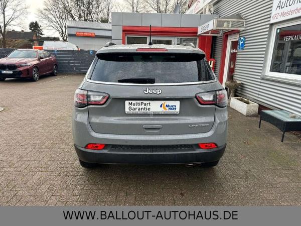 Grey Jeep Compass 2021 in Kaunas, with an engine capacity of 1.30 L and mileage of 79 thousand km for 22694 €, photo 6 on AUTOMOTO.COM.LV