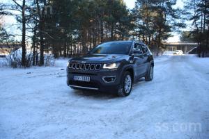 Grey Jeep Compass 2021 in Riga, with an engine capacity of 1.30 L and mileage of 78 thousand km for 14000 €, photo 7 on AUTOMOTO.COM.LV
