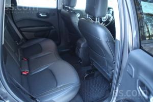 Grey Jeep Compass 2021 in Riga, with an engine capacity of 1.30 L and mileage of 78 thousand km for 14000 €, photo 11 on AUTOMOTO.COM.LV