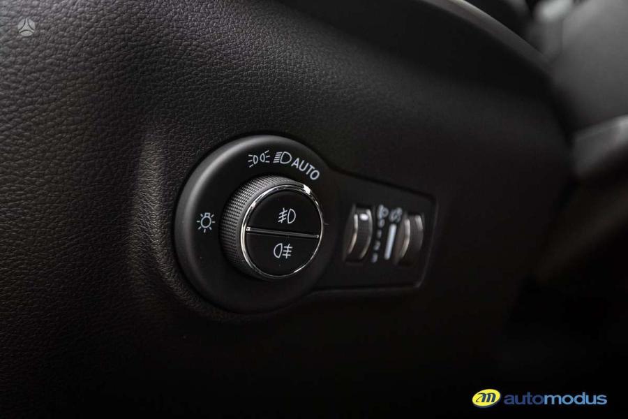 Pelēks Jeep Compass 2021 Viļņa, ar dzinēja tilpumu 1.33 L un nobraukumu 130 tūkst. km par 18880 €, foto 17 vietnē AUTOMOTO.COM.LV