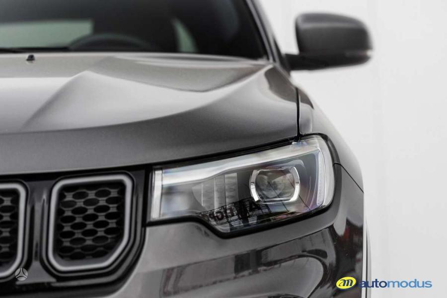Pelēks Jeep Compass 2021 Viļņa, ar dzinēja tilpumu 1.33 L un nobraukumu 130 tūkst. km par 18880 €, foto 25 vietnē AUTOMOTO.COM.LV