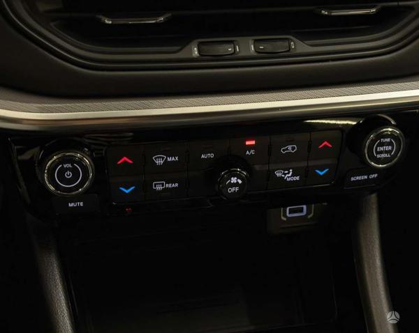 Pelēks Jeep Compass 2021 Marijampole, ar dzinēja tilpumu 1.33 L un nobraukumu 196 tūkst. km par 15999 €, foto 7 vietnē AUTOMOTO.COM.LV