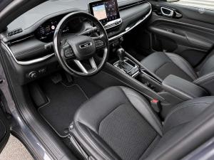 Pelēks Jeep Compass 2021 Viļņa, ar dzinēja tilpumu 1.33 L un nobraukumu 130 tūkst. km par 16950 €, foto 9 vietnē AUTOMOTO.COM.LV