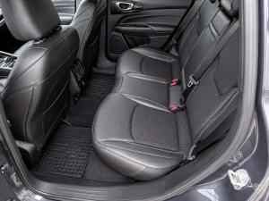 Pelēks Jeep Compass 2021 Viļņa, ar dzinēja tilpumu 1.33 L un nobraukumu 130 tūkst. km par 16950 €, foto 10 vietnē AUTOMOTO.COM.LV