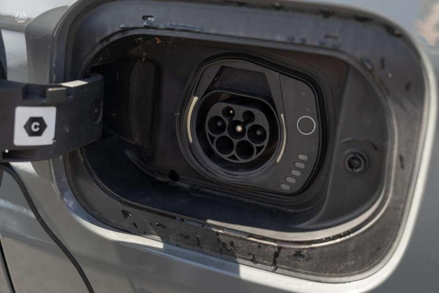 Pelēks Jeep Compass 2021 Viļņa, ar dzinēja tilpumu 1.33 L un nobraukumu 131 tūkst. km par 19555 €, foto 12 vietnē AUTOMOTO.COM.LV