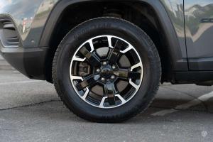 Pelēks Jeep Compass 2021 Viļņa, ar dzinēja tilpumu 1.33 L un nobraukumu 131 tūkst. km par 19555 €, foto 13 vietnē AUTOMOTO.COM.LV