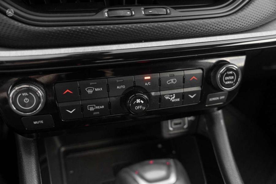 Pelēks Jeep Compass 2021 Viļņa, ar dzinēja tilpumu 1.33 L un nobraukumu 131 tūkst. km par 19555 €, foto 31 vietnē AUTOMOTO.COM.LV