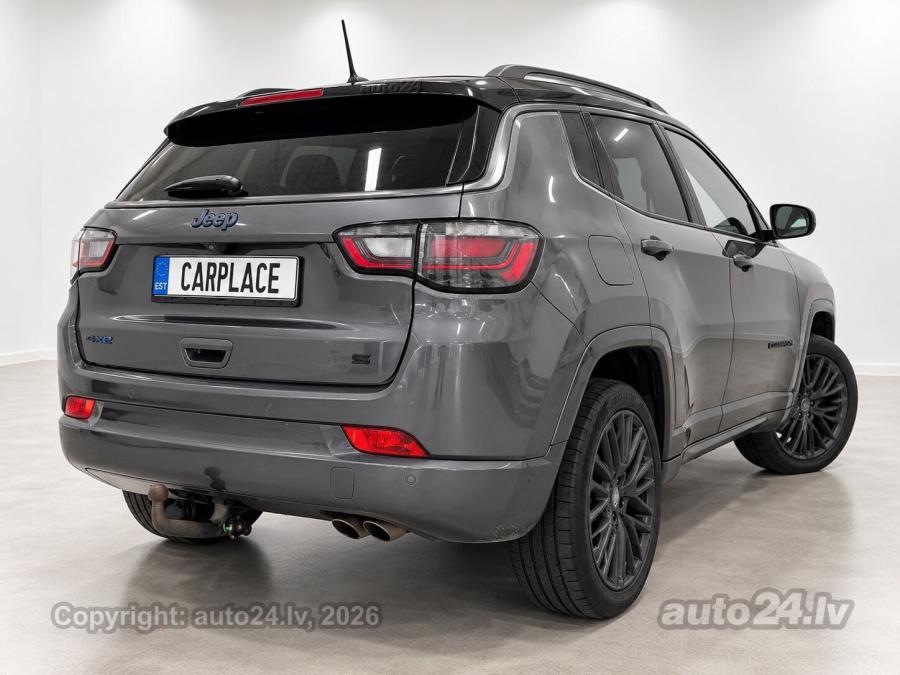 Pelēks Jeep Compass 2021 Tallina, ar dzinēja tilpumu 0.00 L un nobraukumu 195 tūkst. km par 15999 €, foto 7 vietnē AUTOMOTO.COM.LV