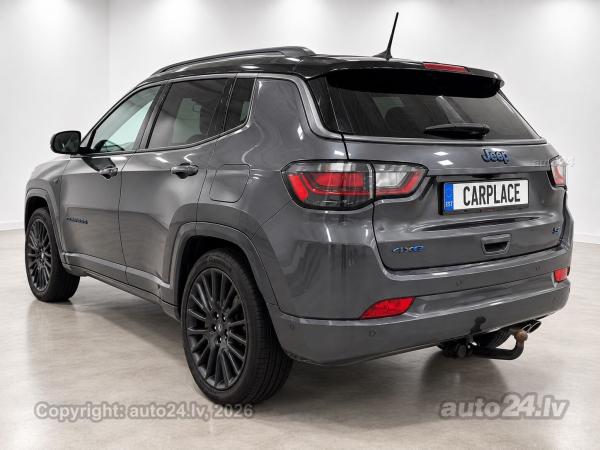 Pelēks Jeep Compass 2021 Tallina, ar dzinēja tilpumu 0.00 L un nobraukumu 195 tūkst. km par 15999 €, foto 9 vietnē AUTOMOTO.COM.LV