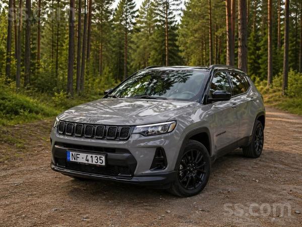 Серый Джип Компас 2022 в Рига, объемом двигателя 1.30 л и пробегом 50 тыс. км за 18900 €, фото 1 на AUTOMOTO.COM.LV