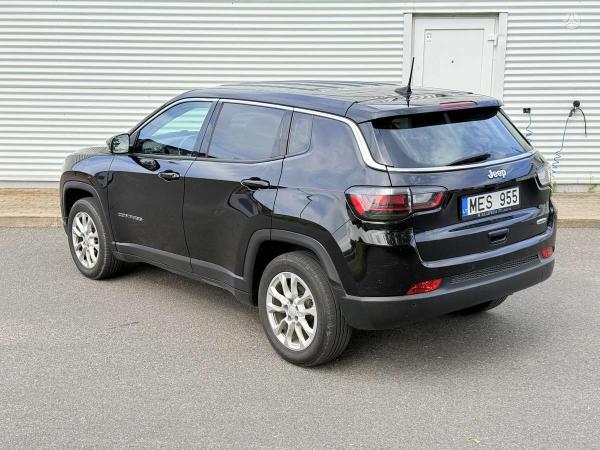 Pelēks Jeep Compass 2022 Viļņa, ar dzinēja tilpumu 1.33 L un nobraukumu 168 tūkst. km par 14490 €, foto 4 vietnē AUTOMOTO.COM.LV