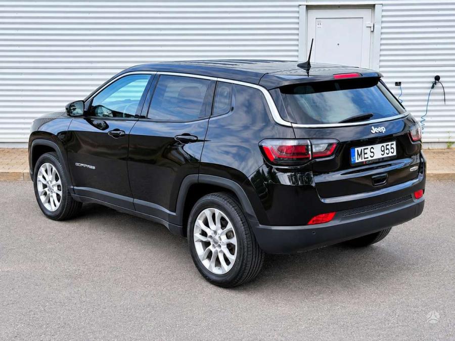 Pelēks Jeep Compass 2022 Viļņa, ar dzinēja tilpumu 1.33 L un nobraukumu 167 tūkst. km par 13950 €, foto 4 vietnē AUTOMOTO.COM.LV