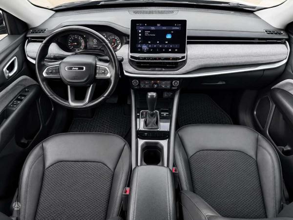 Pelēks Jeep Compass 2022 Viļņa, ar dzinēja tilpumu 1.33 L un nobraukumu 167 tūkst. km par 13950 €, foto 7 vietnē AUTOMOTO.COM.LV