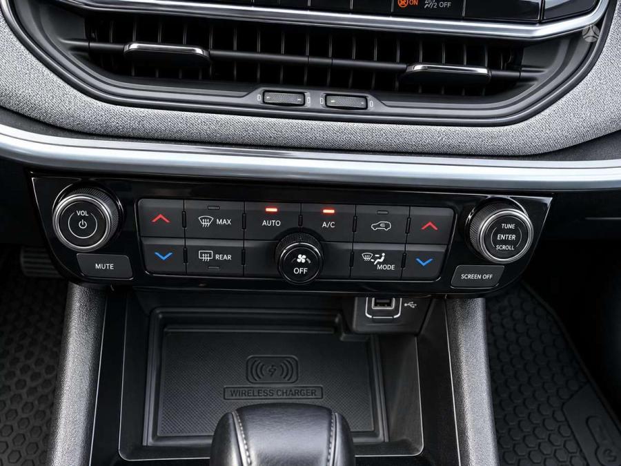 Pelēks Jeep Compass 2022 Viļņa, ar dzinēja tilpumu 1.33 L un nobraukumu 167 tūkst. km par 13950 €, foto 20 vietnē AUTOMOTO.COM.LV