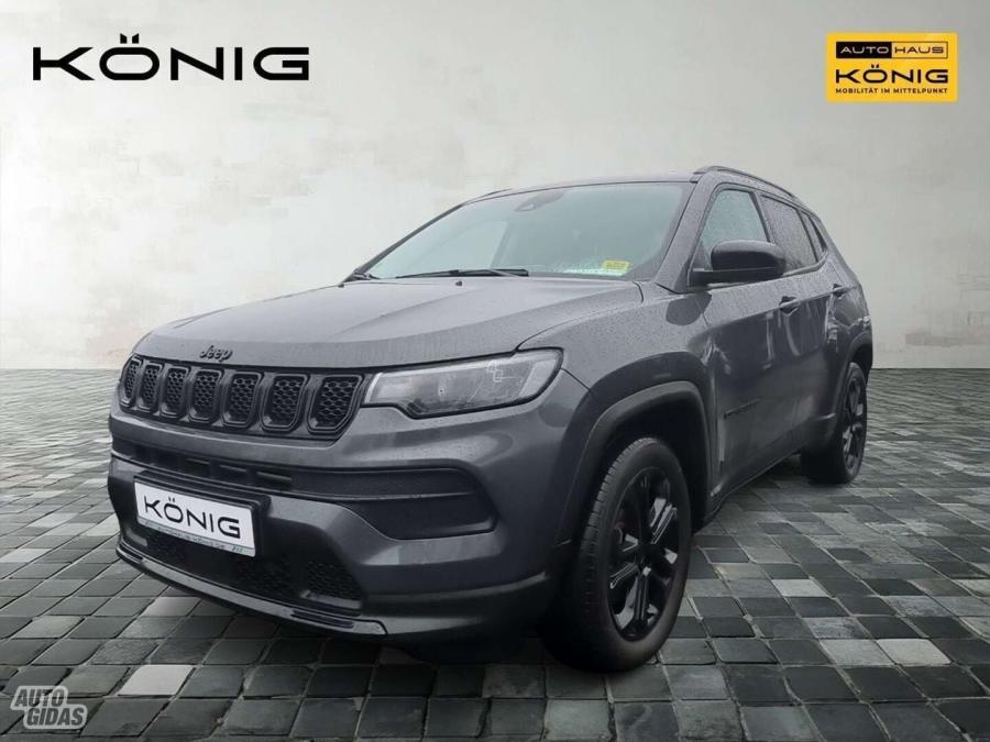 Grey Jeep Compass 2023 in Kaunas, with an engine capacity of 1.50 L and mileage of 20 thousand km for 30630 €, photo 1 on AUTOMOTO.COM.LV