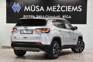 Pelēks Jeep Compass 2023 Rīga, ar dzinēja tilpumu 1.50 L un nobraukumu 54 tūkst. km par 21990 €, foto 9 vietnē AUTOMOTO.COM.LV