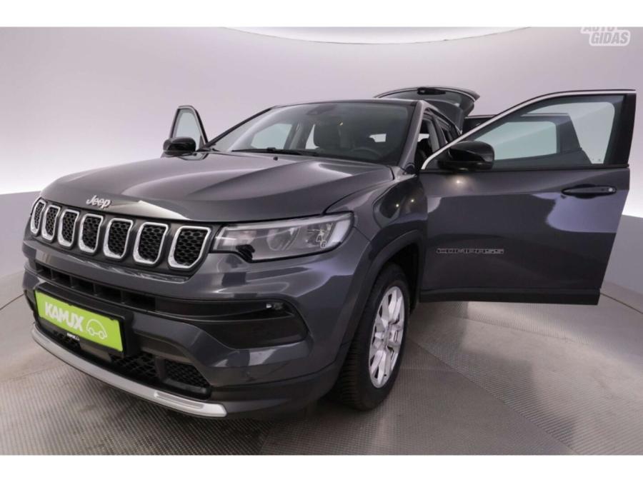Grey Jeep Compass 2024 in Kaunas, with an engine capacity of 1.50 L and mileage of 16 thousand km for 25377 €, photo 21 on AUTOMOTO.COM.LV