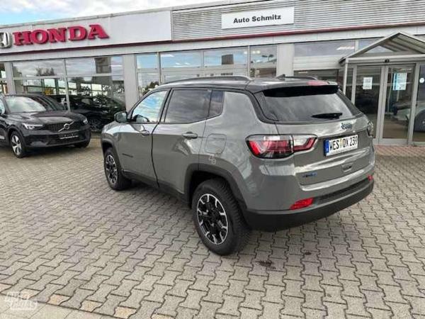 Pelēks Jeep Compass 2024 Kauņa, ar dzinēja tilpumu 1.30 L un nobraukumu 16 tūkst. km par 32690 €, foto 6 vietnē AUTOMOTO.COM.LV