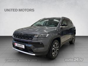 Grey Jeep Compass 2022 in Tallinn, with an engine capacity of 1.30 L and mileage of 32 thousand km for 23900 €, photo  on AUTOMOTO.COM.LV