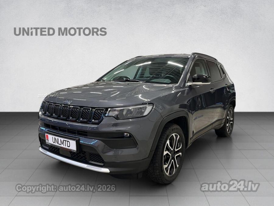Grey Jeep Compass 2022 in Tallinn, with an engine capacity of 1.30 L and mileage of 32 thousand km for 23900 €, photo 1 on AUTOMOTO.COM.LV