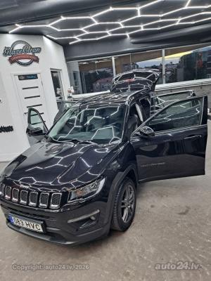 Jeep Compass 2021 in Tallinn, with an engine capacity of 1.30 L and mileage of 65 thousand km for 20000 €, photo 4 on AUTOMOTO.COM.LV