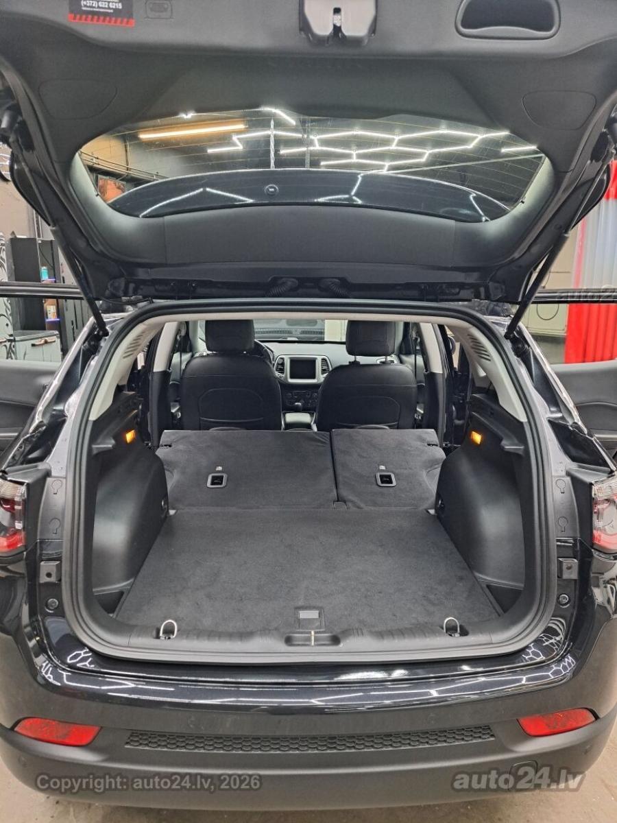 Jeep Compass 2021 in Tallinn, with an engine capacity of 1.30 L and mileage of 65 thousand km for 20000 €, photo 6 on AUTOMOTO.COM.LV