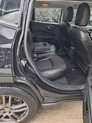 Jeep Compass 2021 in Tallinn, with an engine capacity of 1.30 L and mileage of 65 thousand km for 20000 €, photo 7 on AUTOMOTO.COM.LV