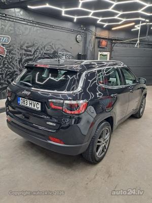 Jeep Compass 2021 in Tallinn, with an engine capacity of 1.30 L and mileage of 65 thousand km for 20000 €, photo 9 on AUTOMOTO.COM.LV