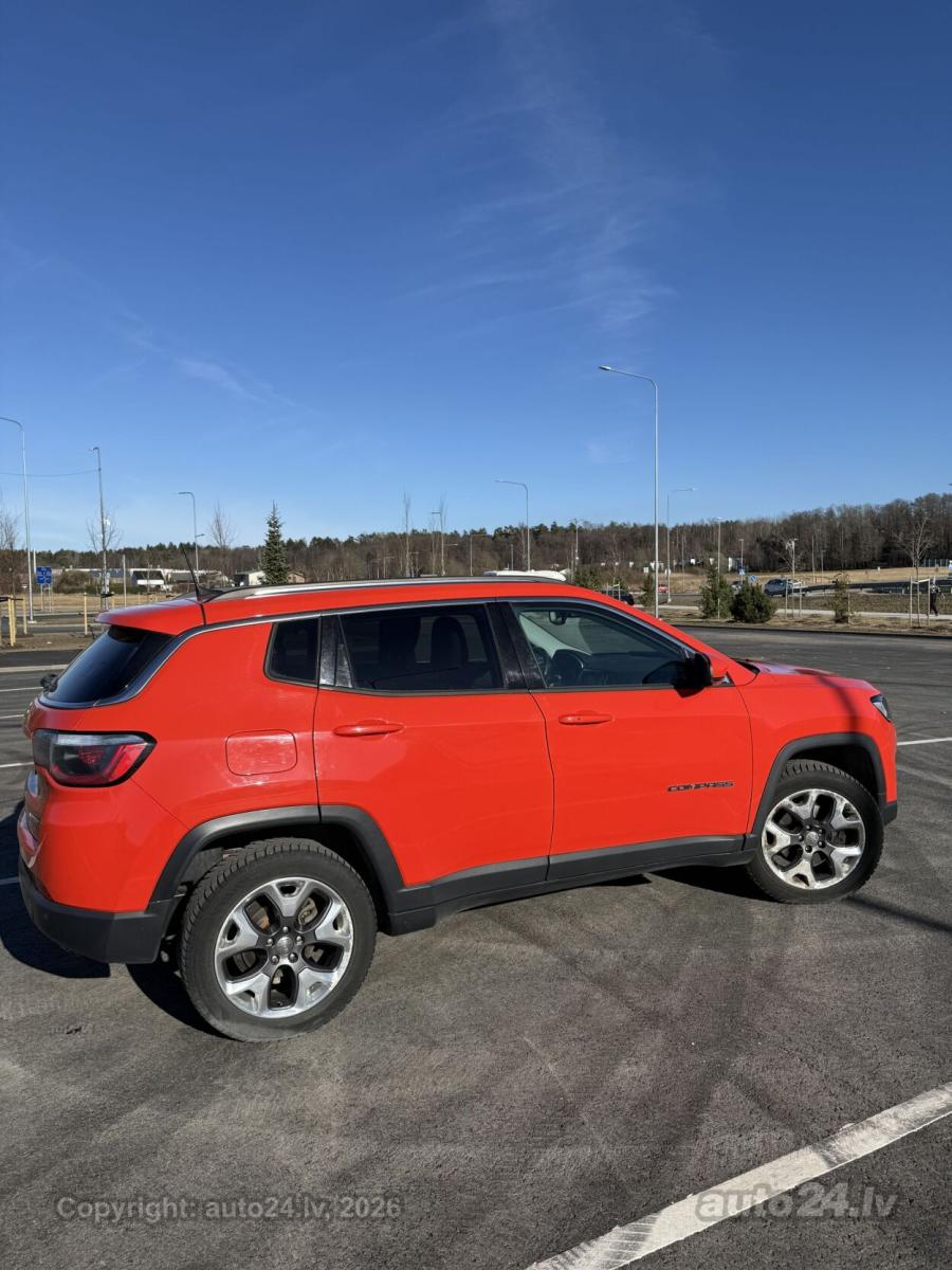 Orange Jeep Compass 2019 in Tallinn, with an engine capacity of 1.40 L and mileage of 69 thousand km for 16900 €, photo 3 on AUTOMOTO.COM.LV