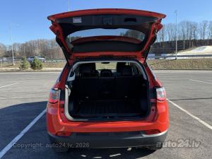 Orange Jeep Compass 2019 in Tallinn, with an engine capacity of 1.40 L and mileage of 69 thousand km for 16900 €, photo 11 on AUTOMOTO.COM.LV