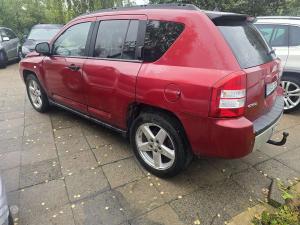 Sarkans Jeep Compass 2008 Viļņa, ar dzinēja tilpumu 1.97 L un nobraukumu 205 tūkst. km par 1200 €, foto 5 vietnē AUTOMOTO.COM.LV