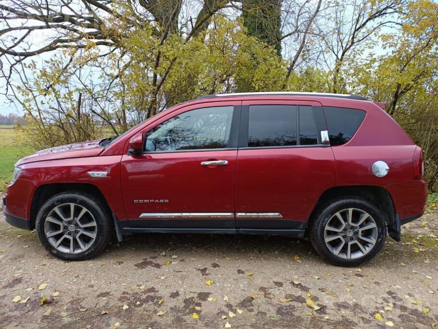 Sarkans Jeep Compass 2014 Rīga, ar dzinēja tilpumu 2.20 L un nobraukumu 138 tūkst. km par 6550 €, foto 3 vietnē AUTOMOTO.COM.LV