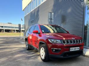Red Jeep Compass 2017 in Vilnius, with an engine capacity of 1.60 L and mileage of 123 thousand km for 13800 €, photo 5 on AUTOMOTO.COM.LV