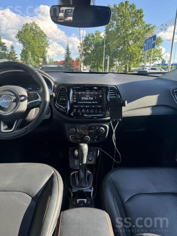 Sarkans Jeep Compass 2017 Rīga, ar dzinēja tilpumu 1.40 L un nobraukumu 58 tūkst. km par 16900 €, foto 10 vietnē AUTOMOTO.COM.LV