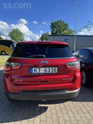 Red Jeep Compass 2017 in Riga, with an engine capacity of 1.40 L and mileage of 58 thousand km for 16900 €, photo 12 on AUTOMOTO.COM.LV