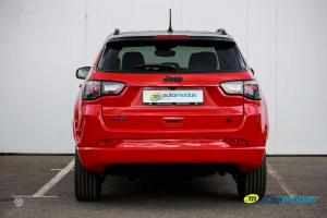 Sarkans Jeep Compass 2022 Viļņa, ar dzinēja tilpumu 1.33 L un nobraukumu 20 tūkst. km par 24990 €, foto 20 vietnē AUTOMOTO.COM.LV